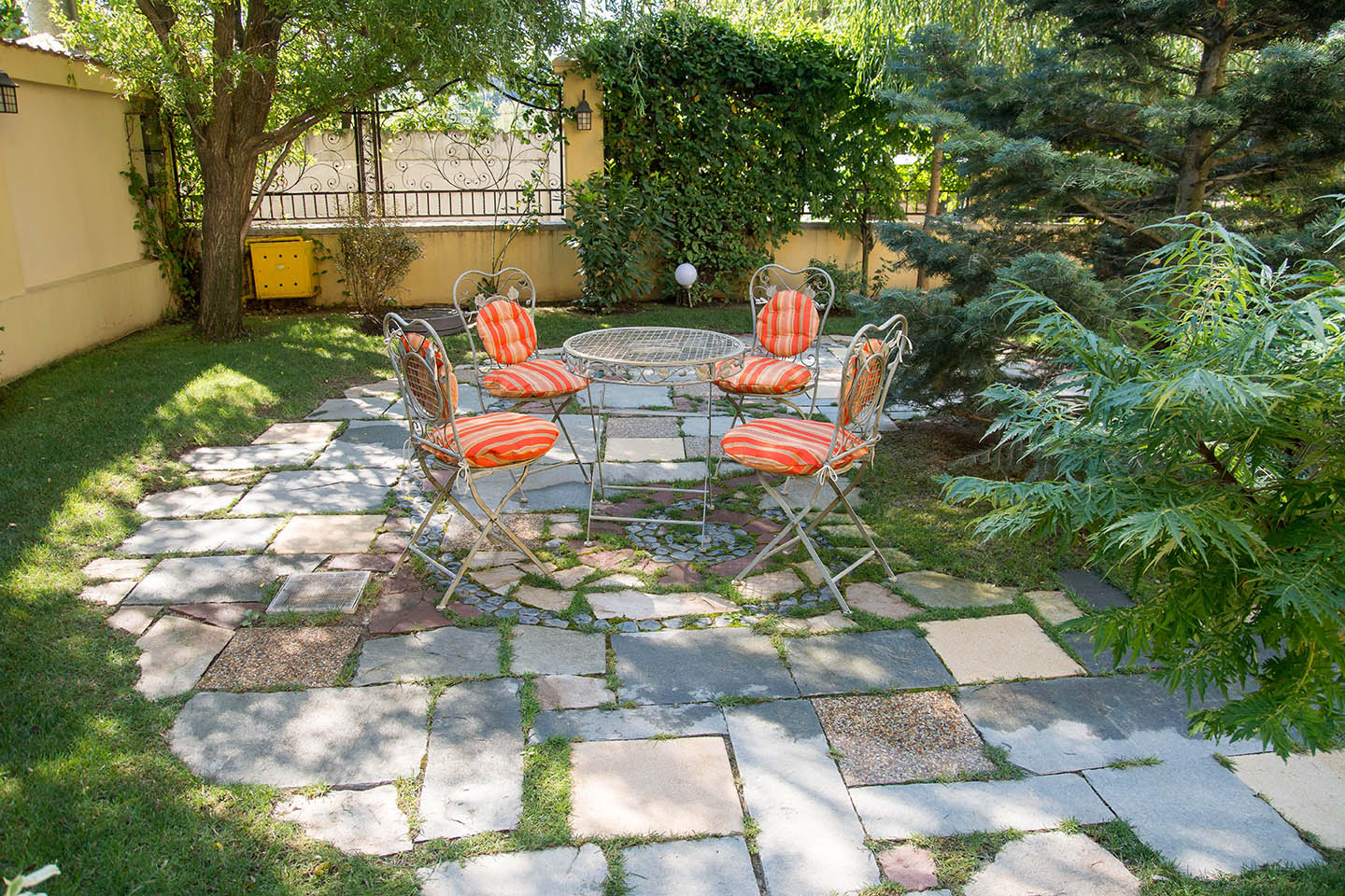 Pavaj pentru curte si gradina: sfaturi si recomandari - PIATRAONLINE