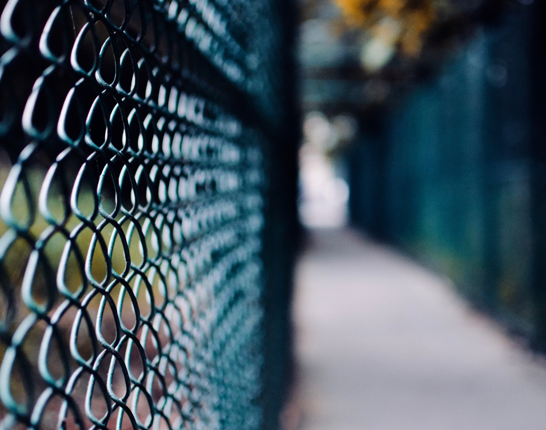 Gard decorativ gradina | Gard gradina lemn | Gard delimitare gradina ...