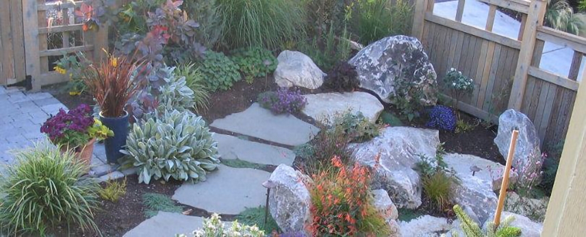 Amenajari gradini mici | Idei pentru infrumusetarea gradinii - PIATRAONLINE