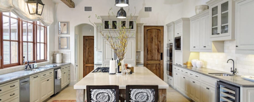 Bucatarie rustica: Ghidul tau de amenajare - PIATRAONLINE