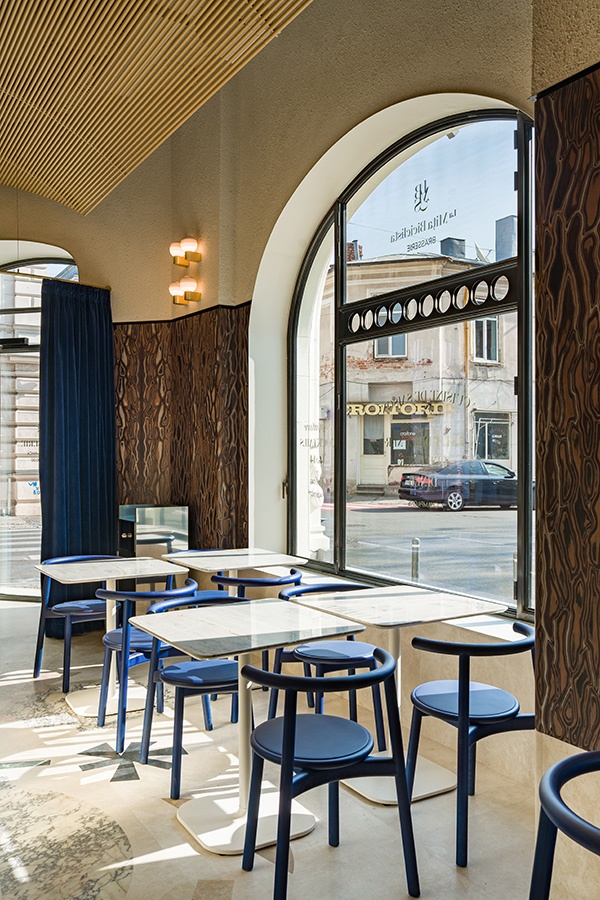 Mese din Marmură pentru Restaurante: Ghid de Dimensiuni, Stiluri și ...