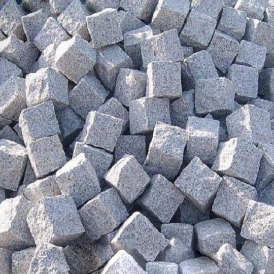 Piatra Cubica Granit Bianco Sardo Natur 5 x 5 x 5 cm - PIATRAONLINE